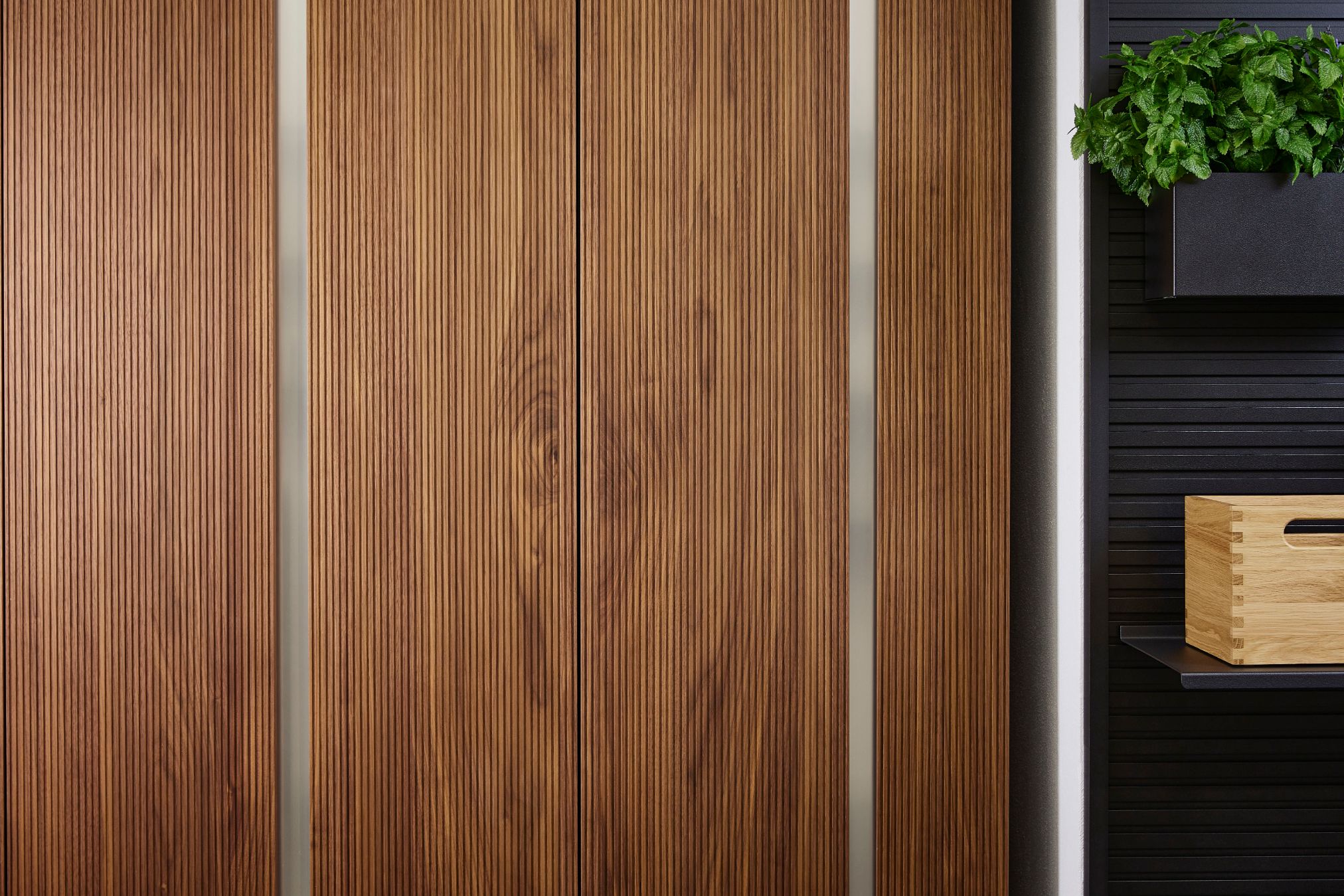 2608 MATCH - Holz in Form